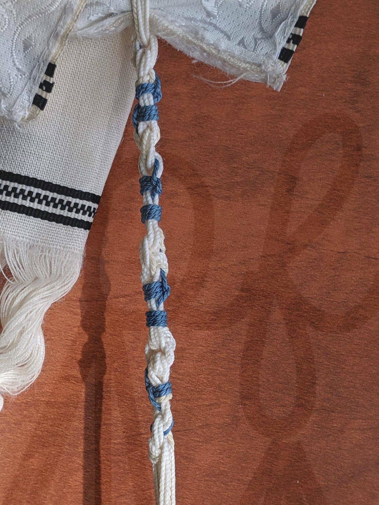 String Tying Styles - Blue Fringes - Techeiles - Tekhelet - Techelet ...