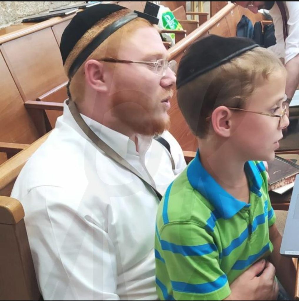 Yosef Eli Steinberg - Blue Fringes - Techeiles - Tekhelet - Techelet ...