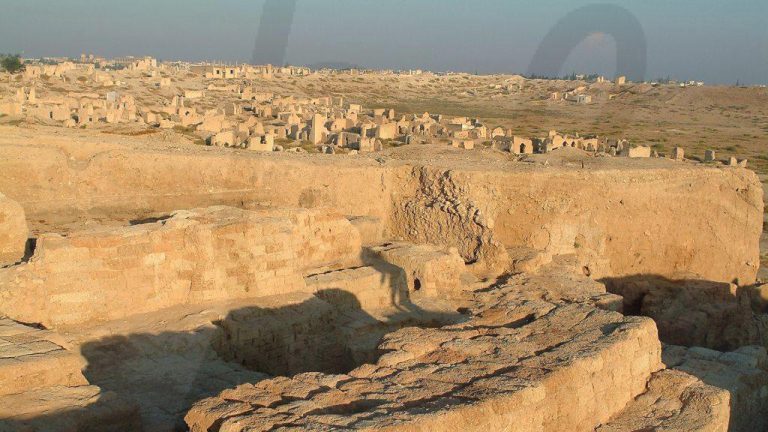 Tyrian purple: The lost ancient pigment that was more valuable than ...