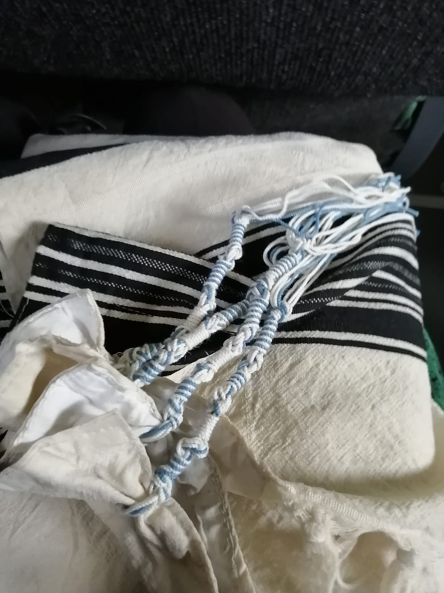 Natronai Gaon - Blue Fringes - Techeiles - Tekhelet - Techelet - Tcheiles