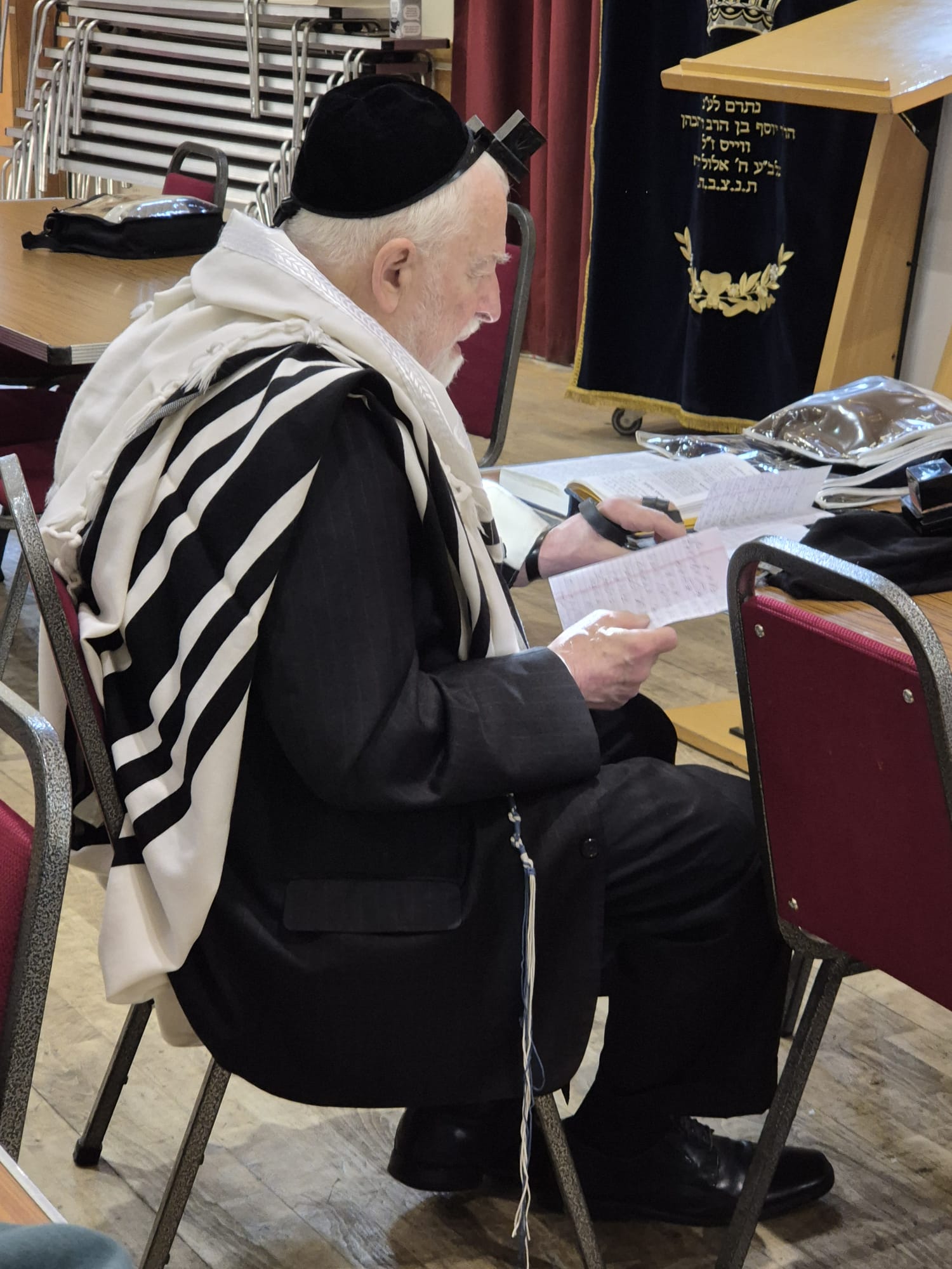 R' Hershel Schachter at Hasmonean High School, May 11 2025 - Blue ...